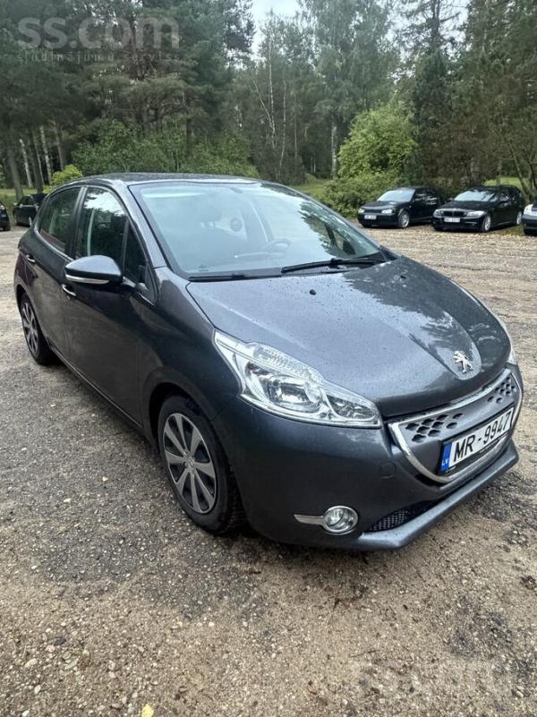Peugeot 208 2012 Tukums vietnÄ PelÄks Peugeot 208 2012 Tukums, ar dzinÄja tilpumu 1.40 L un nobraukumu 180 tÅ«kst. km par 3500 ā¬, foto 11 vietnÄ AUTOMOTO.COM.LV