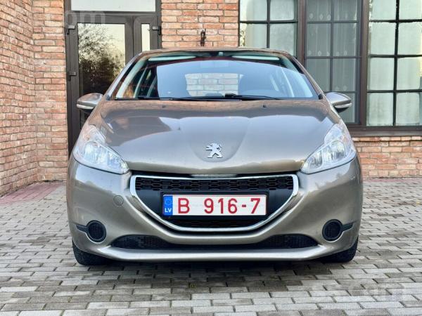 Grey Peugeot 208 2013 in Jelgava, with an engine capacity of 1.20 L and mileage of 0 thousand km for 3300 €, photo 4 on AUTOMOTO.COM.LV