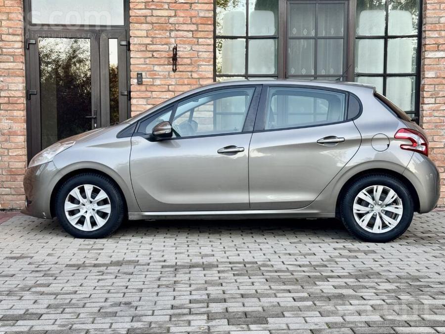 Pelēks Peugeot 208 2013 Jelgava, ar dzinēja tilpumu 1.20 L un nobraukumu 0 tūkst. km par 3300 €, foto 5 vietnē AUTOMOTO.COM.LV