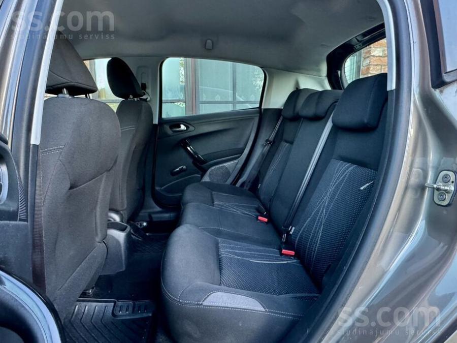 Pelēks Peugeot 208 2013 Jelgava, ar dzinēja tilpumu 1.20 L un nobraukumu 0 tūkst. km par 3300 €, foto 14 vietnē AUTOMOTO.COM.LV