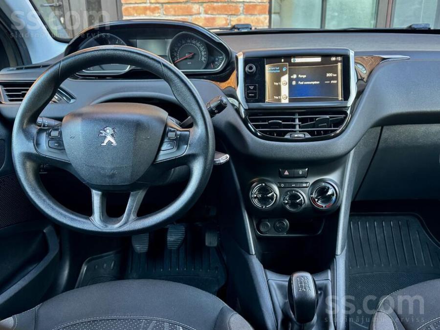 Pelēks Peugeot 208 2013 Jelgava, ar dzinēja tilpumu 1.20 L un nobraukumu 0 tūkst. km par 3300 €, foto 16 vietnē AUTOMOTO.COM.LV