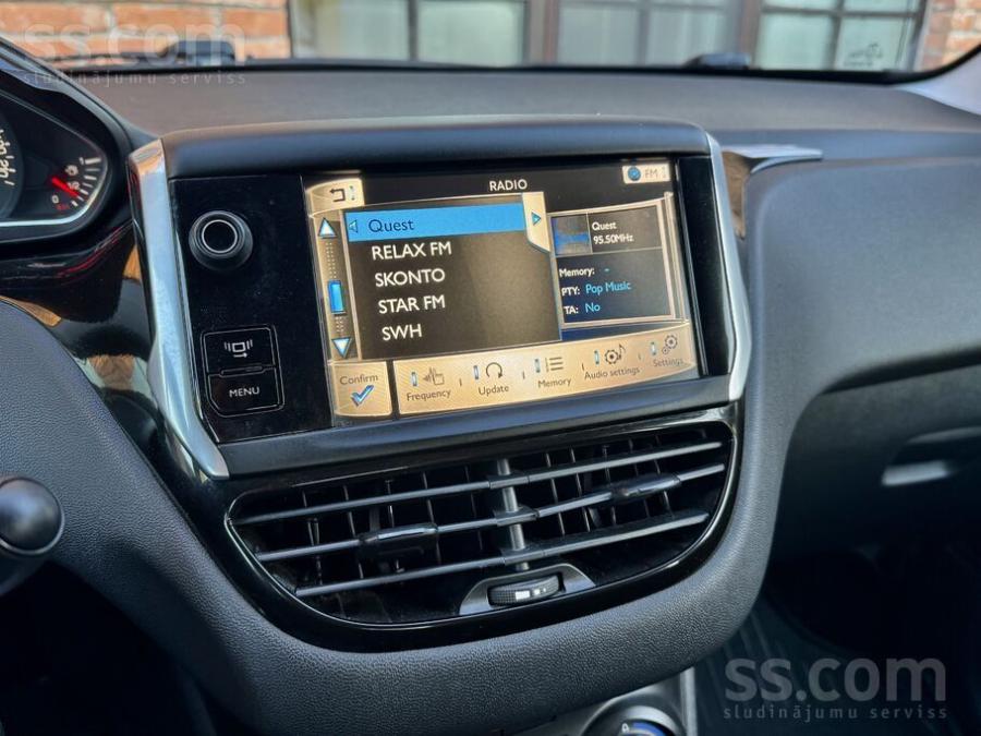 Pelēks Peugeot 208 2013 Jelgava, ar dzinēja tilpumu 1.20 L un nobraukumu 0 tūkst. km par 3300 €, foto 18 vietnē AUTOMOTO.COM.LV
