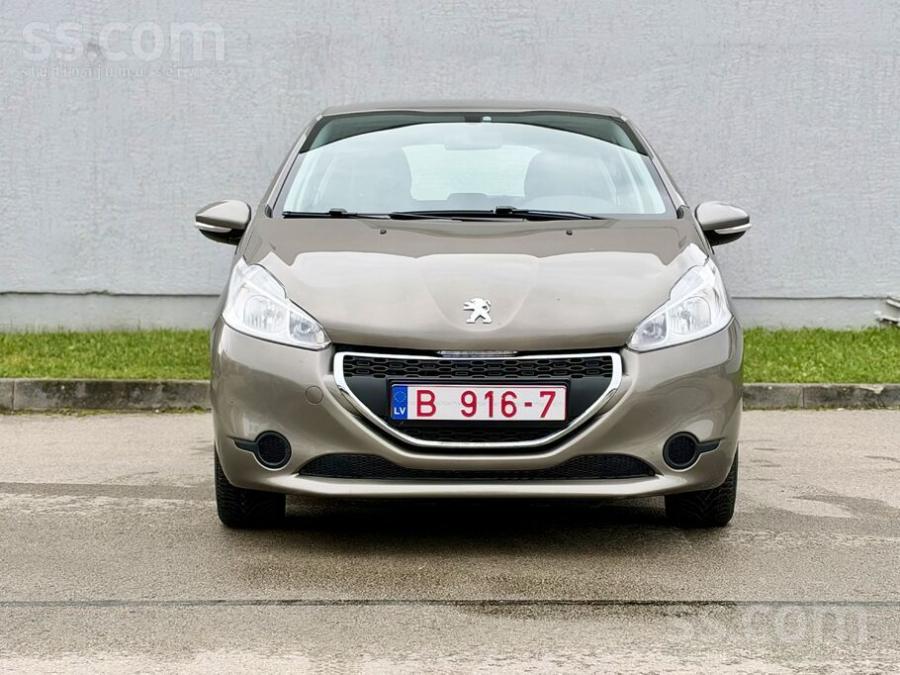 Pelēks Peugeot 208 2013 Jelgava, ar dzinēja tilpumu 1.20 L un nobraukumu 0 tūkst. km par 2950 €, foto 4 vietnē AUTOMOTO.COM.LV