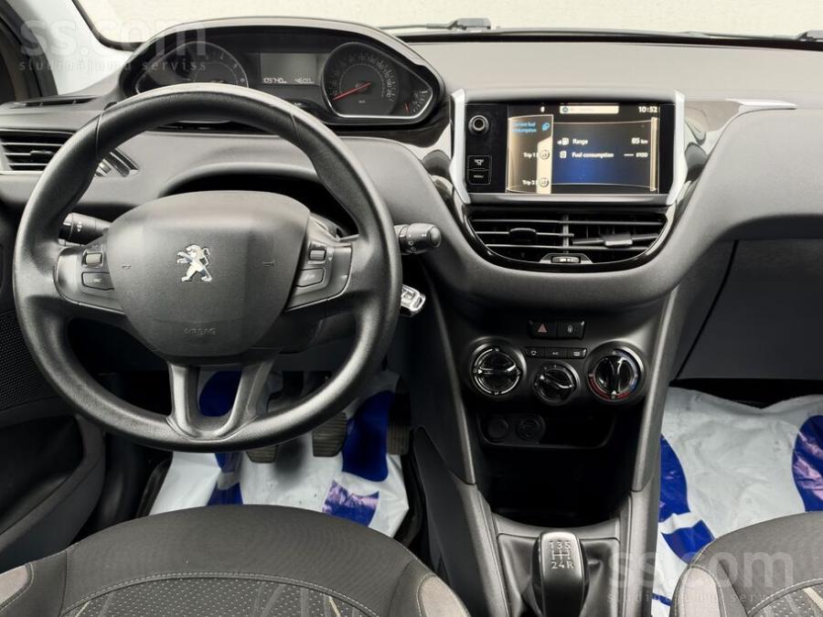 Pelēks Peugeot 208 2013 Jelgava, ar dzinēja tilpumu 1.20 L un nobraukumu 0 tūkst. km par 2950 €, foto 16 vietnē AUTOMOTO.COM.LV