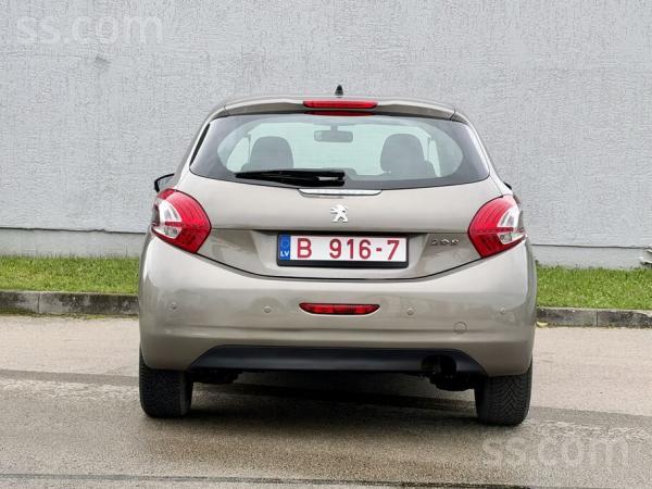 Pelēks Peugeot 208 2013 Jelgava, ar dzinēja tilpumu 1.20 L un nobraukumu 0 tūkst. km par 2750 €, foto 9 vietnē AUTOMOTO.COM.LV
