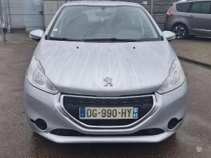 Grey Peugeot 208 2014 in Taurage, with an engine capacity of 1.00 L and mileage of 119 thousand km for 2950 €, photo 2 on AUTOMOTO.COM.LV