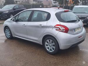 Grey Peugeot 208 2014 in Taurage, with an engine capacity of 1.00 L and mileage of 119 thousand km for 2950 €, photo 6 on AUTOMOTO.COM.LV
