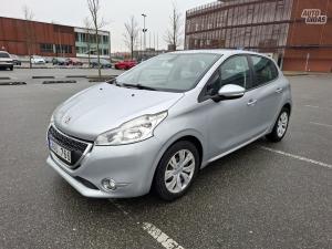 Grey Peugeot 208 2014 in Klaipeda, with an engine capacity of 1.60 L and mileage of 194 thousand km for 4100 €, photo 4 on AUTOMOTO.COM.LV