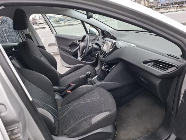 Pelēks Peugeot 208 2014 Klaipėda, ar dzinēja tilpumu 1.60 L un nobraukumu 194 tūkst. km par 3500 €, foto 9 vietnē AUTOMOTO.COM.LV