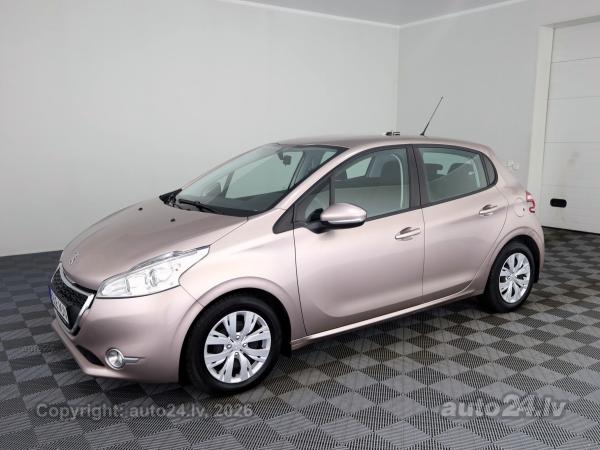 Pelēks Peugeot 208 2014 Tallina, ar dzinēja tilpumu 1.20 L un nobraukumu 105 tūkst. km par 2999 €, foto 2 vietnē AUTOMOTO.COM.LV