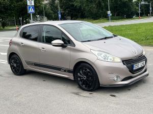 Pelēks Peugeot 208 2014 Narva, ar dzinēja tilpumu 1.20 L un nobraukumu 168 tūkst. km par 2999 €, foto 3 vietnē AUTOMOTO.COM.LV