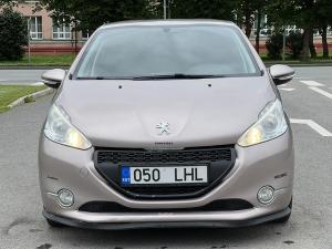 Pelēks Peugeot 208 2014 Narva, ar dzinēja tilpumu 1.20 L un nobraukumu 168 tūkst. km par 2999 €, foto 4 vietnē AUTOMOTO.COM.LV