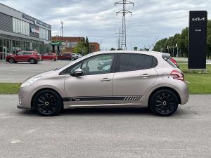 Pelēks Peugeot 208 2014 Narva, ar dzinēja tilpumu 1.20 L un nobraukumu 168 tūkst. km par 2999 €, foto 5 vietnē AUTOMOTO.COM.LV