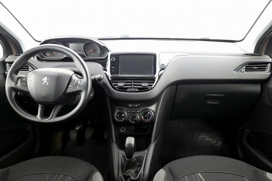 Pelēks Peugeot 208 2014 Tallina, ar dzinēja tilpumu 1.20 L un nobraukumu 105 tūkst. km par 2799 €, foto 14 vietnē AUTOMOTO.COM.LV