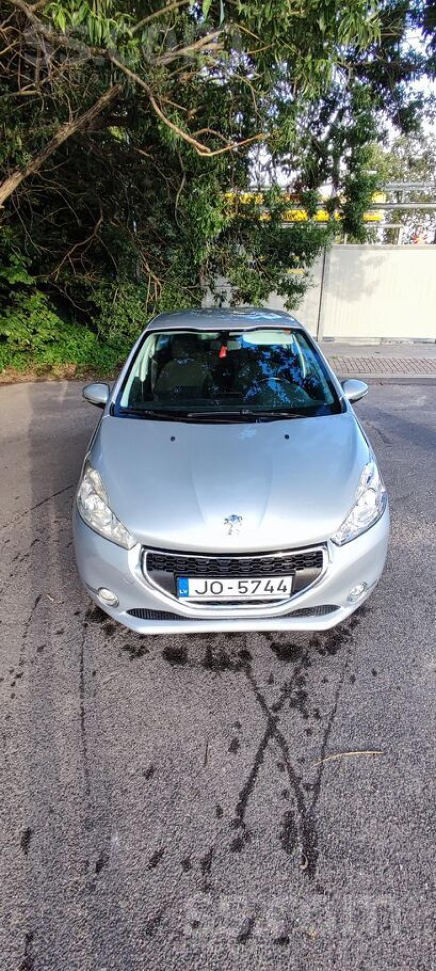 Pelēks Peugeot 208 2014 Jelgava, ar dzinēja tilpumu 1.20 L un nobraukumu 325 tūkst. km par 2450 €, foto 9 vietnē AUTOMOTO.COM.LV