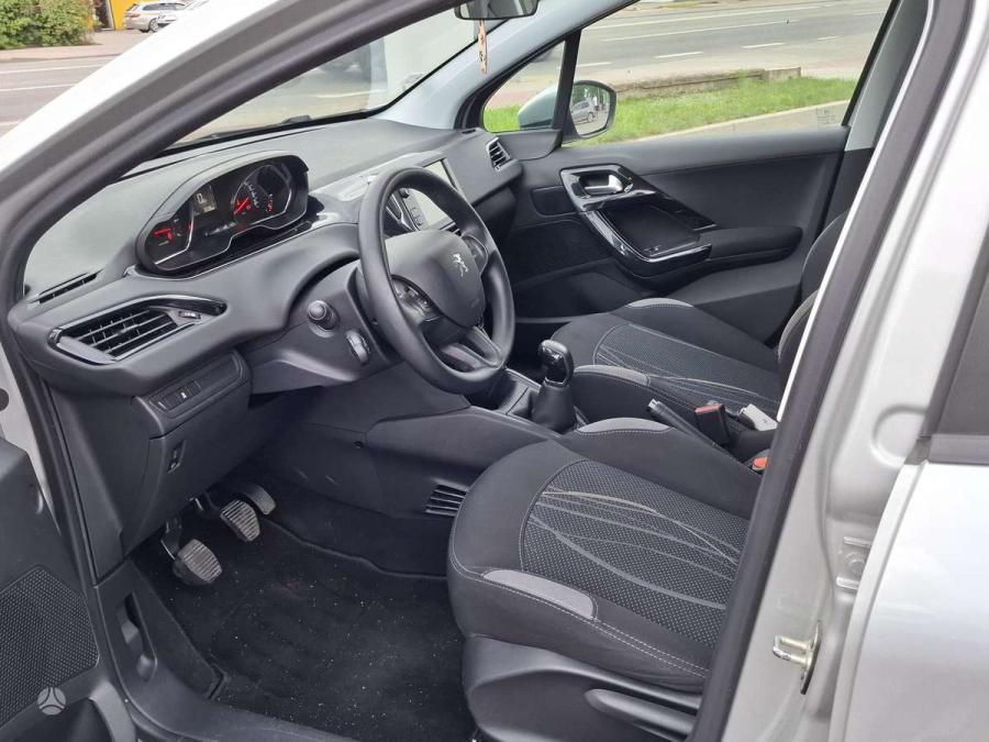 Pelēks Peugeot 208 2014 Tauragė, ar dzinēja tilpumu 1.00 L un nobraukumu 120 tūkst. km par 2900 €, foto 8 vietnē AUTOMOTO.COM.LV