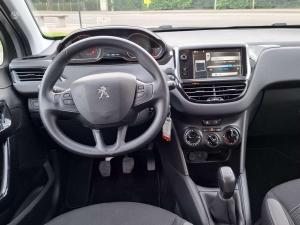Pelēks Peugeot 208 2014 Tauragė, ar dzinēja tilpumu 1.00 L un nobraukumu 120 tūkst. km par 2900 €, foto 12 vietnē AUTOMOTO.COM.LV