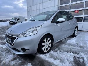 Pelēks Peugeot 208 2015 Kretinga, ar dzinēja tilpumu 1.00 L un nobraukumu 166 tūkst. km par 2695 €, foto 5 vietnē AUTOMOTO.COM.LV