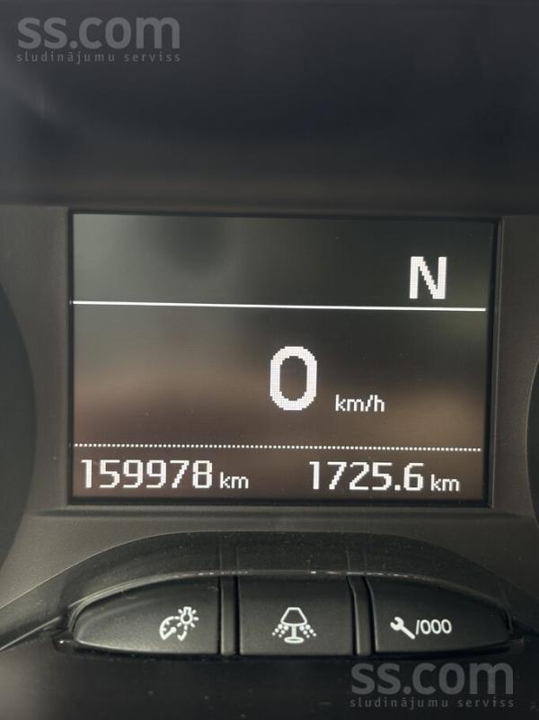 Grey Peugeot 208 2015 in Daugavpils, with an engine capacity of 1.60 L and mileage of 160 thousand km for 6000 €, photo 5 on AUTOMOTO.COM.LV