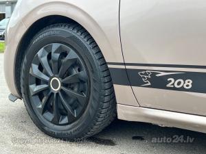 Pelēks Peugeot 208 2015 Narva, ar dzinēja tilpumu 1.20 L un nobraukumu 168 tūkst. km par 2999 €, foto 18 vietnē AUTOMOTO.COM.LV