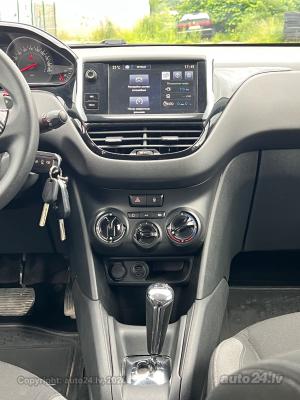 Pelēks Peugeot 208 2015 Narva, ar dzinēja tilpumu 1.20 L un nobraukumu 168 tūkst. km par 2999 €, foto 26 vietnē AUTOMOTO.COM.LV