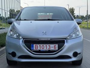 Grey Peugeot 208 2015 in Rezekne, with an engine capacity of 1.00 L and mileage of 141 thousand km for 2650 €, photo  on AUTOMOTO.COM.LV