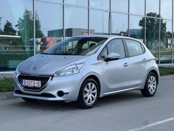 Pelēks Peugeot 208 2015 Rēzekne, ar dzinēja tilpumu 1.00 L un nobraukumu 141 tūkst. km par 2650 €, foto 2 vietnē AUTOMOTO.COM.LV