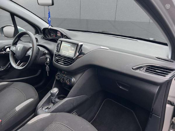 Pelēks Peugeot 208 2016 Kauņa, ar dzinēja tilpumu 1.20 L un nobraukumu 171 tūkst. km par 4900 €, foto 9 vietnē AUTOMOTO.COM.LV