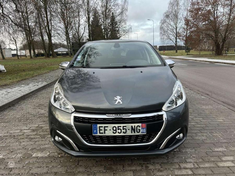 Pelēks Peugeot 208 2016 Tauragė, ar dzinēja tilpumu 1.20 L un nobraukumu 75 tūkst. km par 5950 €, foto 2 vietnē AUTOMOTO.COM.LV