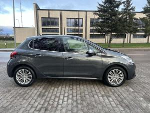 Pelēks Peugeot 208 2016 Tauragė, ar dzinēja tilpumu 1.20 L un nobraukumu 75 tūkst. km par 5950 €, foto 4 vietnē AUTOMOTO.COM.LV