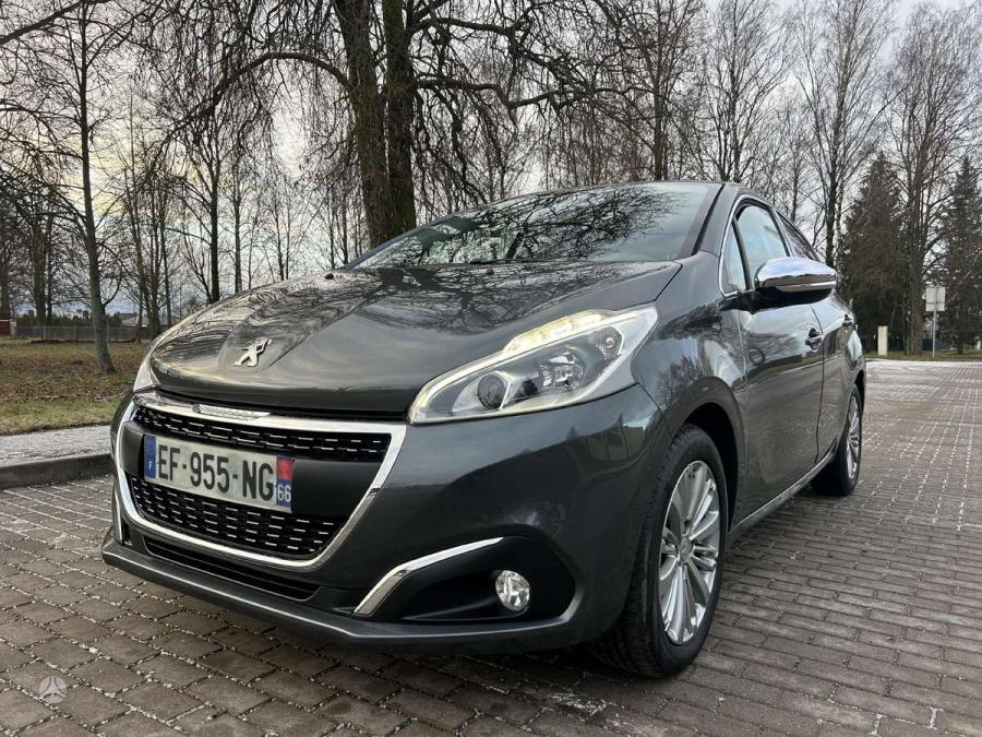 Pelēks Peugeot 208 2016 Tauragė, ar dzinēja tilpumu 1.20 L un nobraukumu 75 tūkst. km par 5950 €, foto 9 vietnē AUTOMOTO.COM.LV