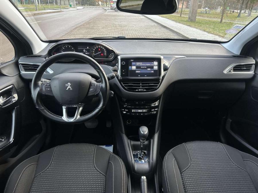 Pelēks Peugeot 208 2016 Tauragė, ar dzinēja tilpumu 1.20 L un nobraukumu 75 tūkst. km par 5950 €, foto 11 vietnē AUTOMOTO.COM.LV