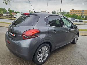 Grey Peugeot 208 2016 in Siauliai, with an engine capacity of 1.20 L and mileage of 120 thousand km for 5250 €, photo 7 on AUTOMOTO.COM.LV