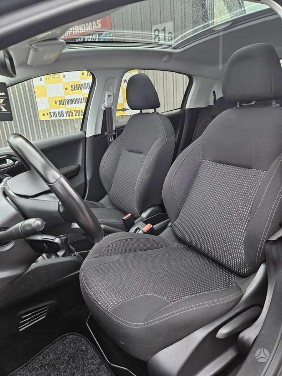 Grey Peugeot 208 2016 in Siauliai, with an engine capacity of 1.20 L and mileage of 120 thousand km for 5250 €, photo 17 on AUTOMOTO.COM.LV