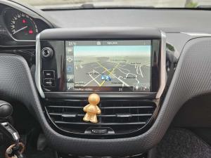 Grey Peugeot 208 2016 in Siauliai, with an engine capacity of 1.20 L and mileage of 120 thousand km for 5250 €, photo 24 on AUTOMOTO.COM.LV