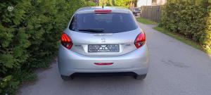 Grey Peugeot 208 2016 in Kaunas, with an engine capacity of 1.60 L and mileage of 174 thousand km for 4555 €, photo 9 on AUTOMOTO.COM.LV