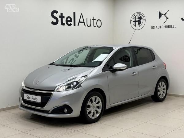 Pelēks Peugeot 208 2017 Viļņa, ar dzinēja tilpumu 1.20 L un nobraukumu 82 tūkst. km par 7500 €, foto 2 vietnē AUTOMOTO.COM.LV