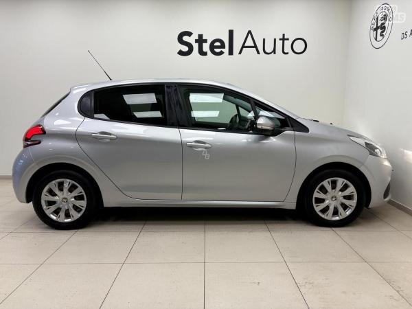 Pelēks Peugeot 208 2017 Viļņa, ar dzinēja tilpumu 1.20 L un nobraukumu 82 tūkst. km par 7500 €, foto 7 vietnē AUTOMOTO.COM.LV