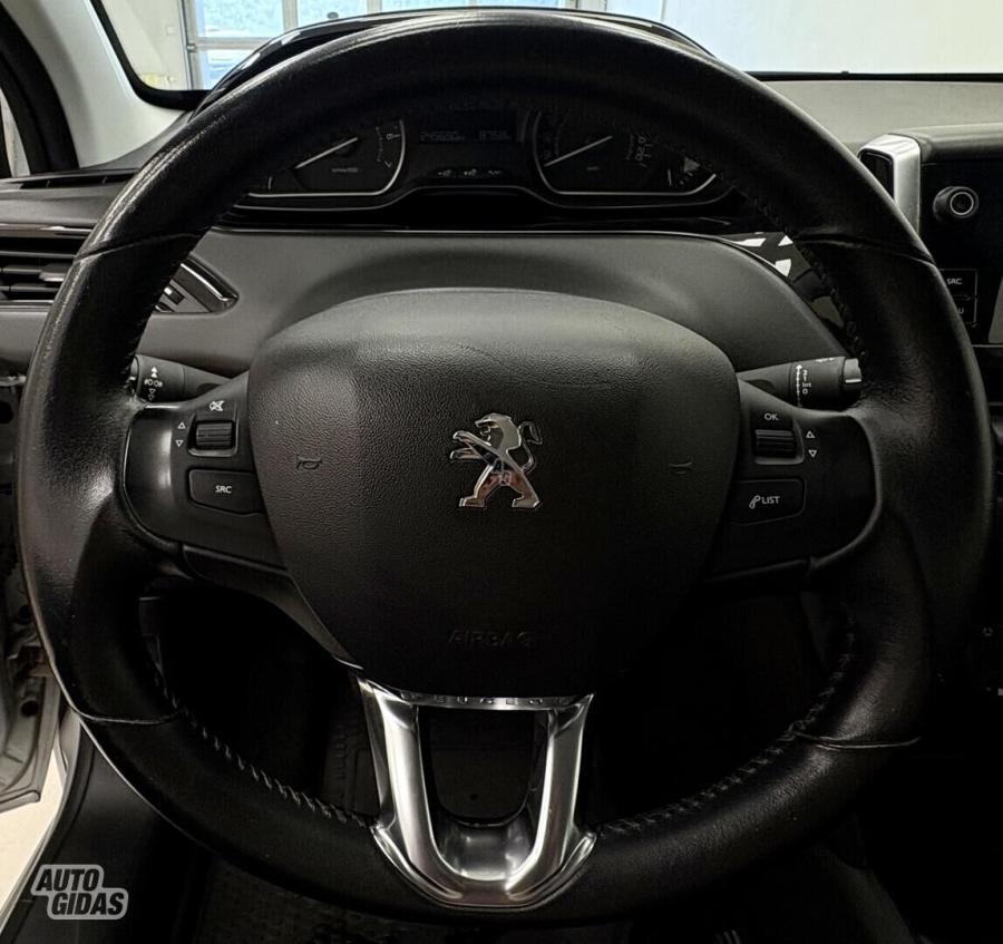 Pelēks Peugeot 208 2018 Viļņa, ar dzinēja tilpumu 1.20 L un nobraukumu 246 tūkst. km par 4600 €, foto 12 vietnē AUTOMOTO.COM.LV