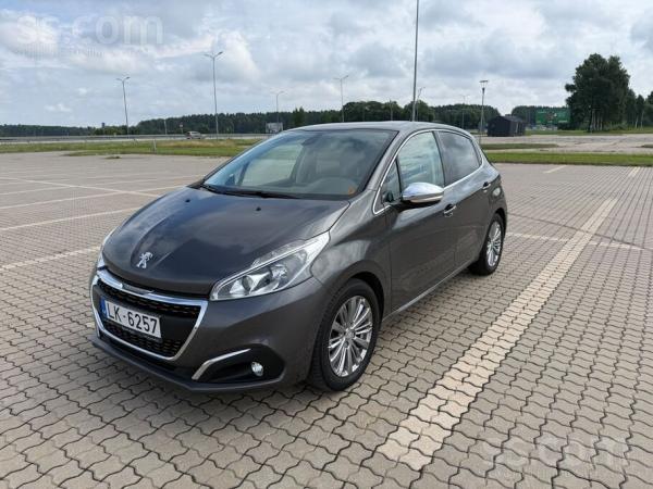 Pelēks Peugeot 208 2018 Rīga, ar dzinēja tilpumu 1.20 L un nobraukumu 94 tūkst. km par 6700 €, foto 1 vietnē AUTOMOTO.COM.LV