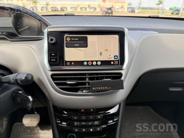 Pelēks Peugeot 208 2018 Rīga, ar dzinēja tilpumu 1.20 L un nobraukumu 94 tūkst. km par 6700 €, foto 10 vietnē AUTOMOTO.COM.LV