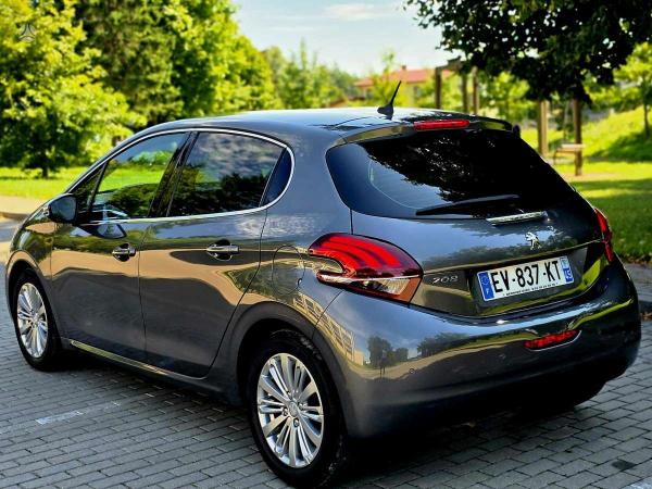 Pelēks Peugeot 208 2018 Tauragė, ar dzinēja tilpumu 1.20 L un nobraukumu 125 tūkst. km par 4400 €, foto 5 vietnē AUTOMOTO.COM.LV