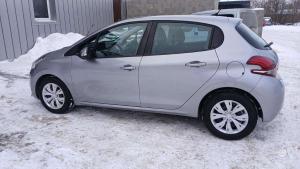 Grey Peugeot 208 2019 in Taurage, with an engine capacity of 1.20 L and mileage of 122 thousand km for 4650 €, photo 4 on AUTOMOTO.COM.LV