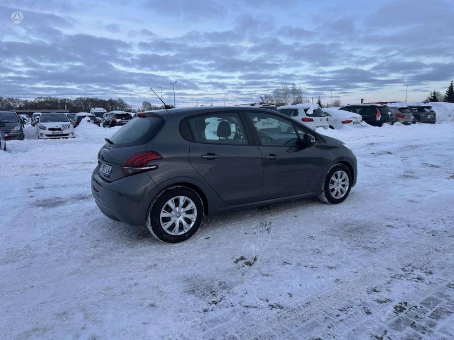 Pelēks Peugeot 208 2019 Tauragė, ar dzinēja tilpumu 1.50 L un nobraukumu 148 tūkst. km par 5200 €, foto 7 vietnē AUTOMOTO.COM.LV