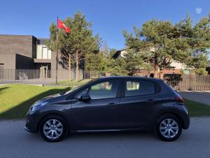 Grey Peugeot 208 2019 in Vilnius, with an engine capacity of 1.50 L and mileage of 152 thousand km for 5790 €, photo 3 on AUTOMOTO.COM.LV