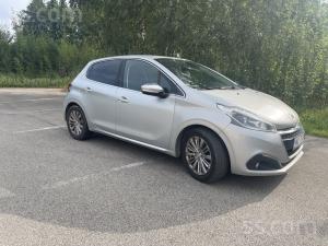 Pelēks Peugeot 208 2019 Rīga, ar dzinēja tilpumu 1.20 L un nobraukumu 199 tūkst. km par 3900 €, foto  vietnē AUTOMOTO.COM.LV