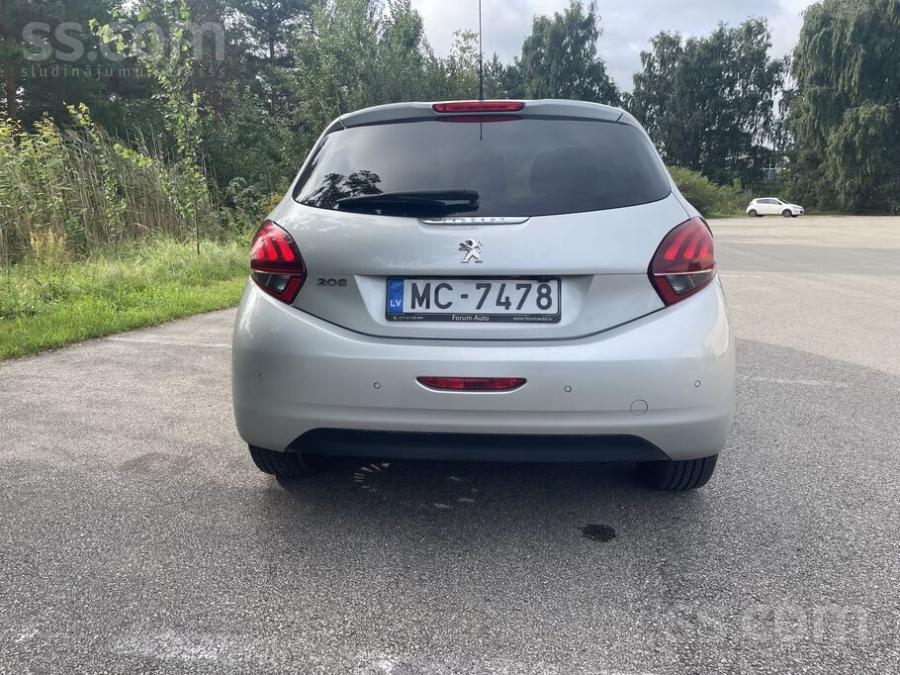 Pelēks Peugeot 208 2019 Rīga, ar dzinēja tilpumu 1.20 L un nobraukumu 199 tūkst. km par 3900 €, foto 5 vietnē AUTOMOTO.COM.LV