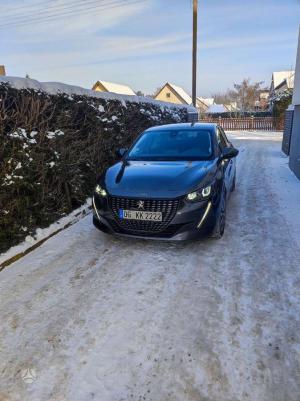 Grey Peugeot 208 2020 in Taurage, with an engine capacity of 1.20 L and mileage of 61 thousand km for 7750 €, photo  on AUTOMOTO.COM.LV
