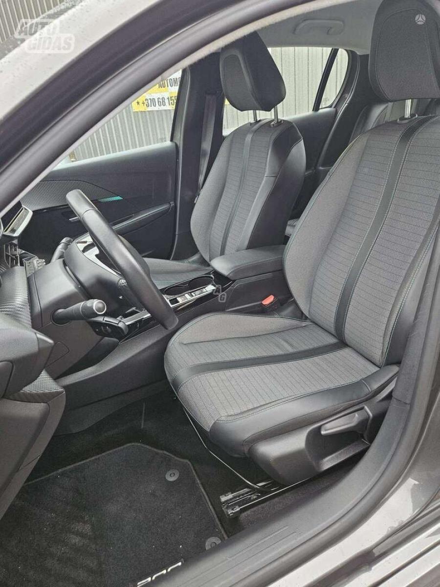 Pelēks Peugeot 208 2020 Šauļi, ar dzinēja tilpumu 1.20 L un nobraukumu 150 tūkst. km par 9450 €, foto 15 vietnē AUTOMOTO.COM.LV