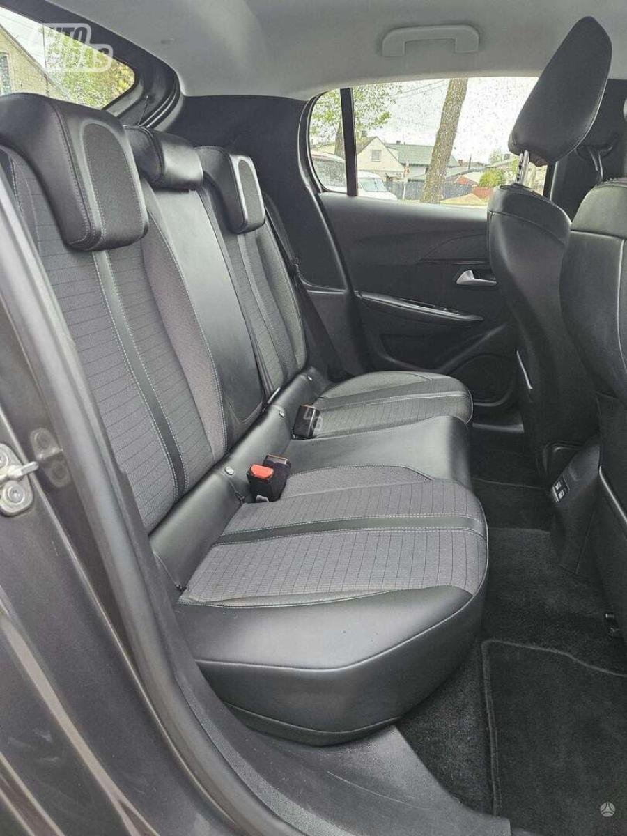 Pelēks Peugeot 208 2020 Šauļi, ar dzinēja tilpumu 1.20 L un nobraukumu 150 tūkst. km par 9450 €, foto 20 vietnē AUTOMOTO.COM.LV
